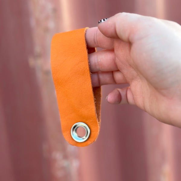 Hand Loop Leather Keychain – Bare Soles Moccs